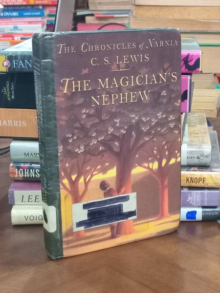 The Magician's Nephew - C. S. Lewis – Momo Bookstore