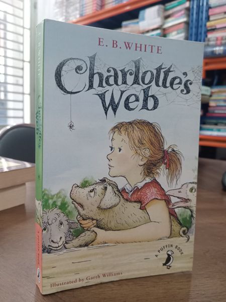 Charlotte's web - E. B. White – Momo Bookstore