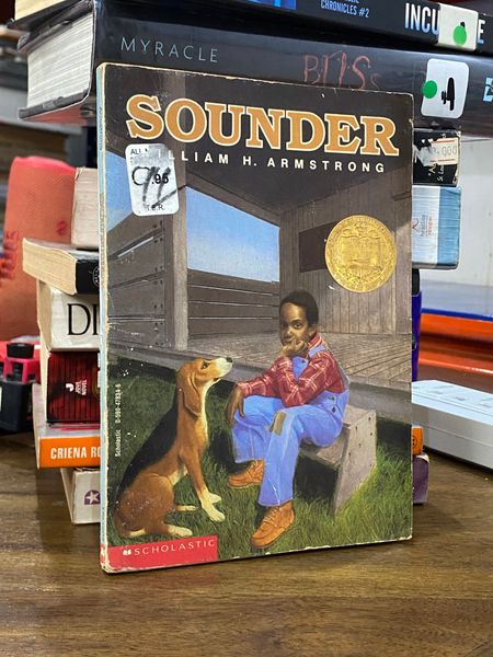 Sounder - William H. Armstrong – Momo Bookstore