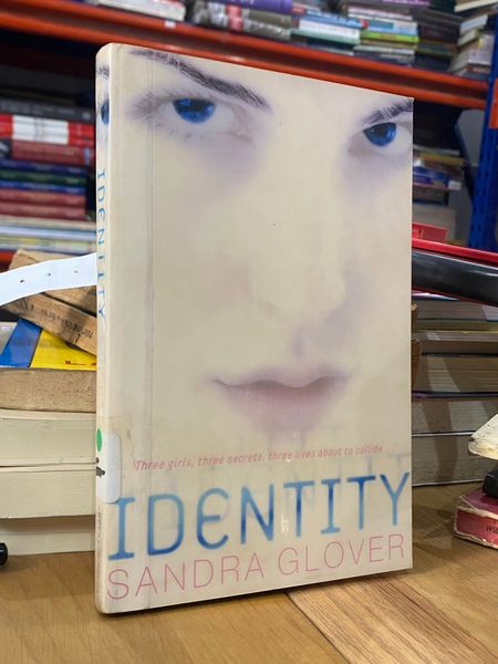 Identity - Sandra Glover – Momo Bookstore
