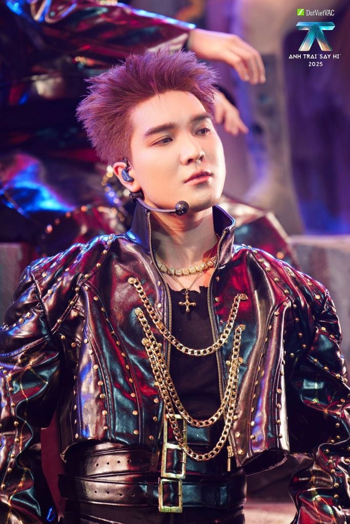 CiiN - OgeNus nghi vấn hẹn hò, drama gia đình bùng nổ 2025