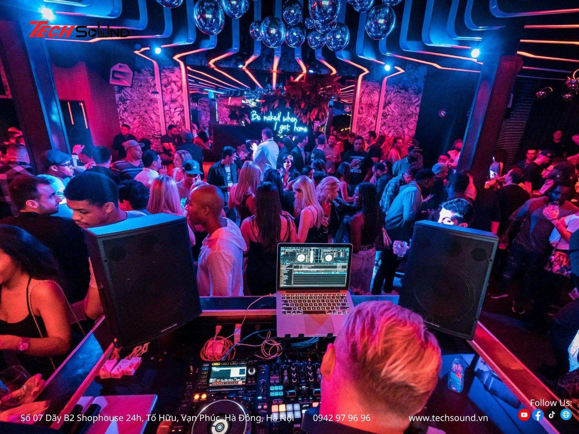 NST AUDIO gây sốt tại Plase Show Hà Nội 2025