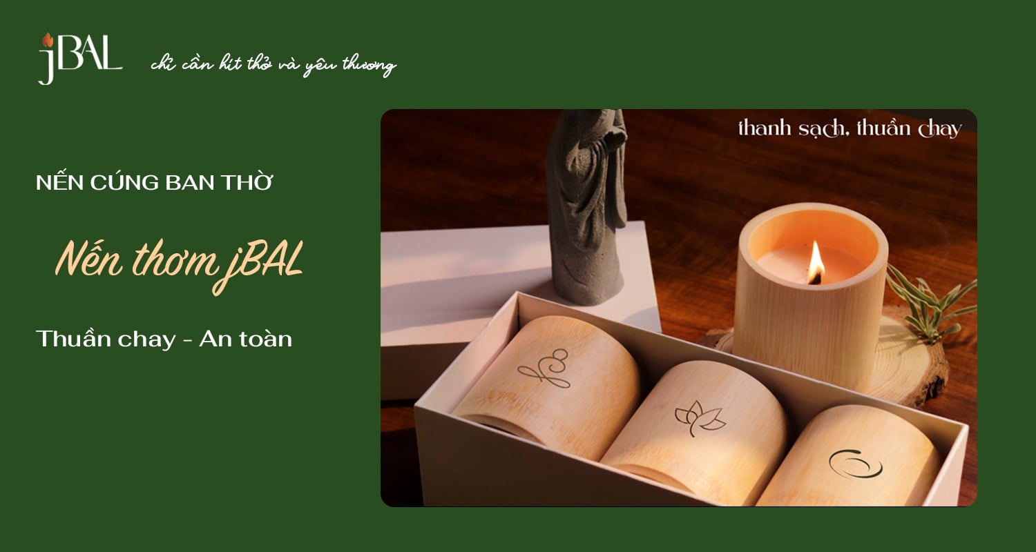 Nến Cúng Bàn Thờ Gia Tiên: Chọn Nến Thuần Chay - Thanh Tịnh & An Toàn