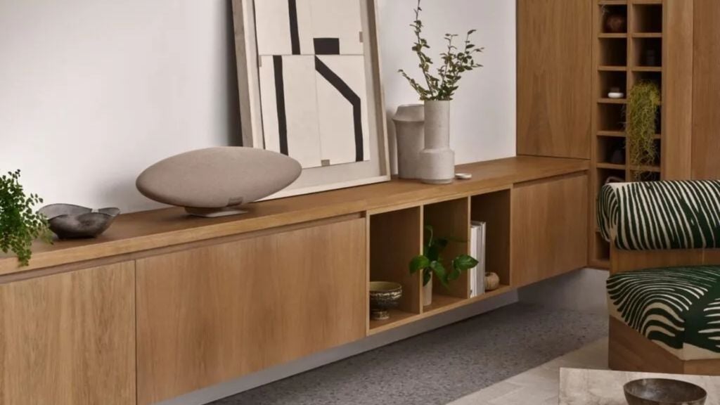 Bowers & Wilkins Zeppelin Pro Dòng Loa Bluetooth Thời Thượng Vừa Được