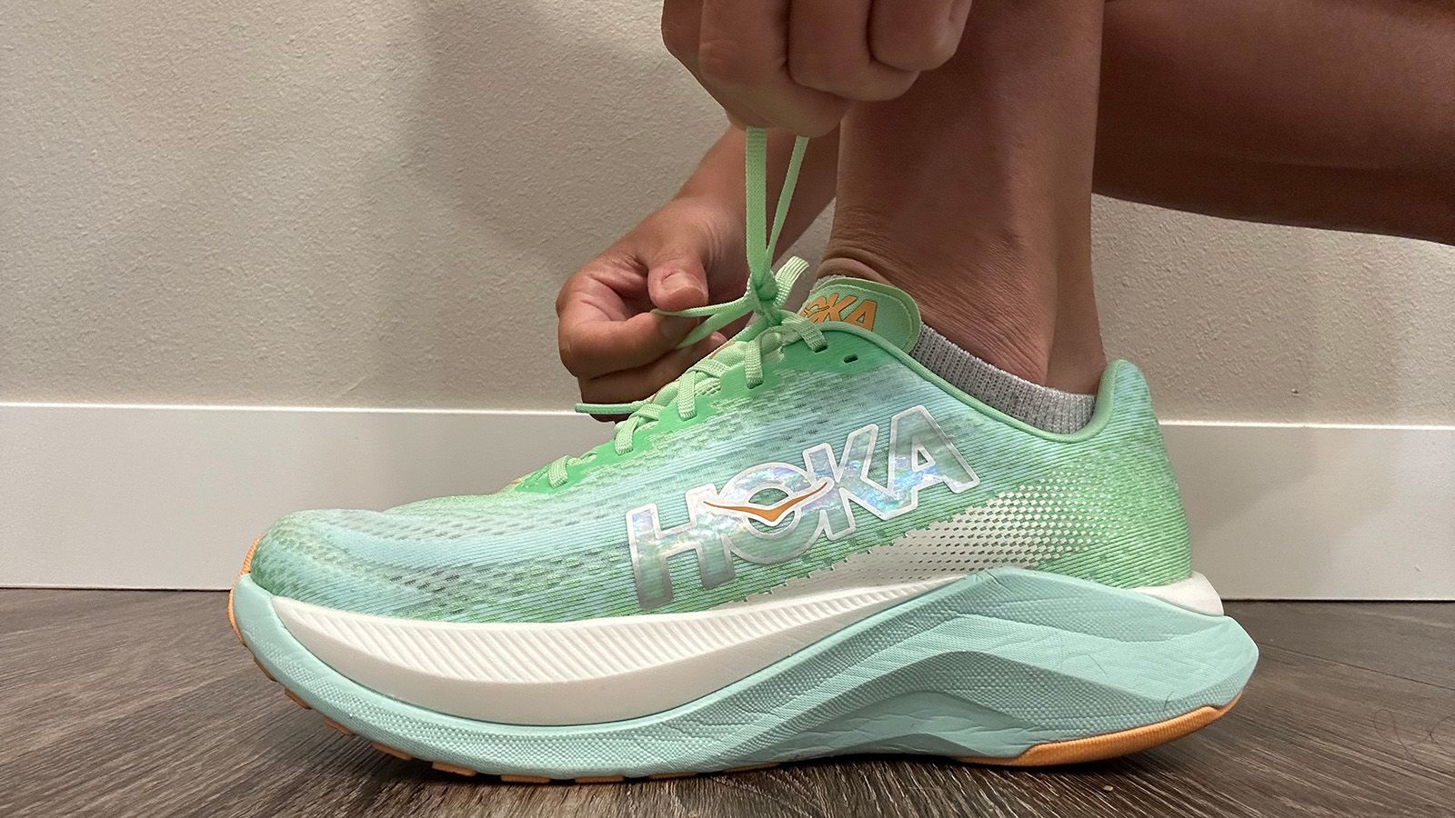 Hoka Mach X vs Mach 5 - Review và so sánh giày chạy bộ– IMSPORTS