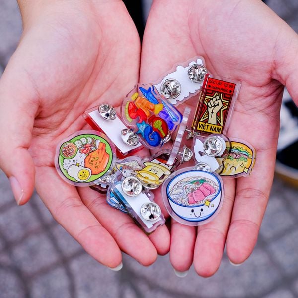 Acrylic Pin - Vietnam Icons Collection – Sticker Factory