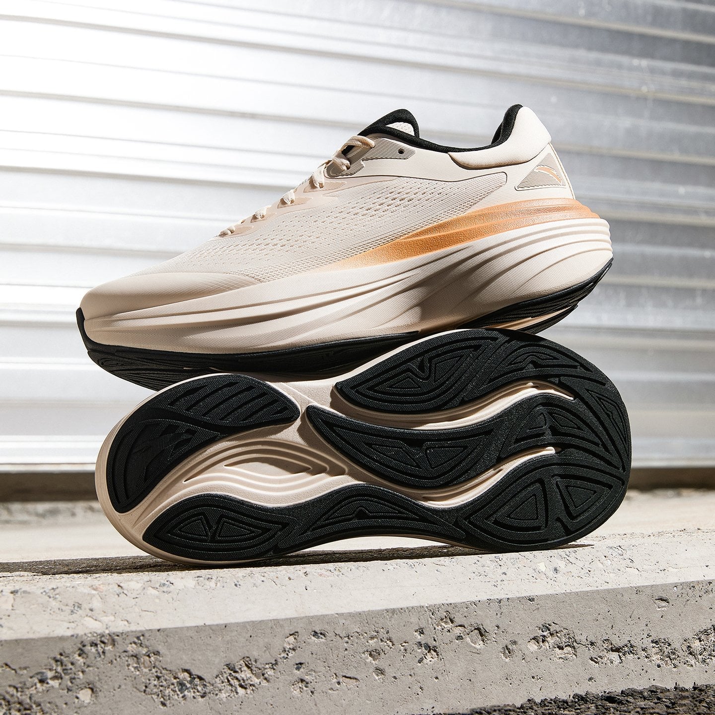 Giày chạy thể thao nam PG7 TRAVEL 2S Anta 1125C5545-6 | anta.com.vn