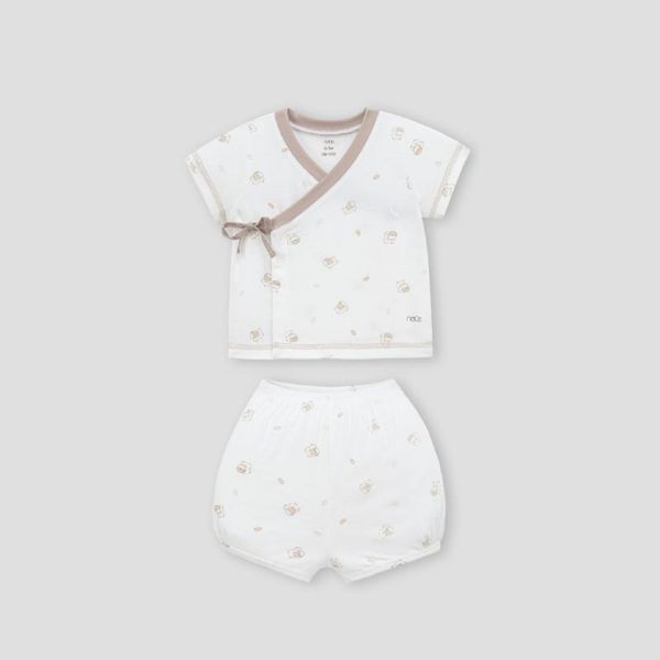 Bộ cộc tay Nous vạt lệch màu trắng in họa tiết | snbshop.vn – Soc&Brothers