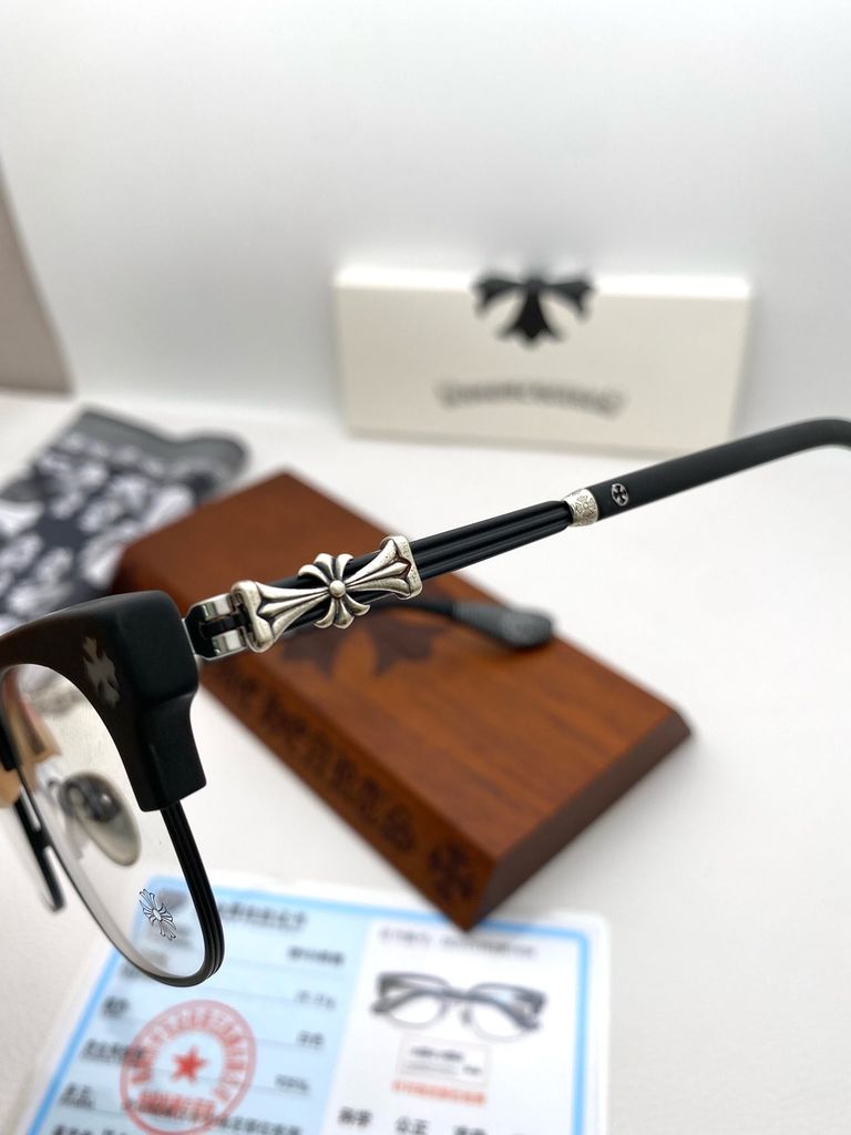 KÍNH MẮT NAM NỮ CH THIẾT KẾ BIỂU TƯỢNG – CHI TIẾT BẠC 925 TINH XẢO, ĐẲ ...