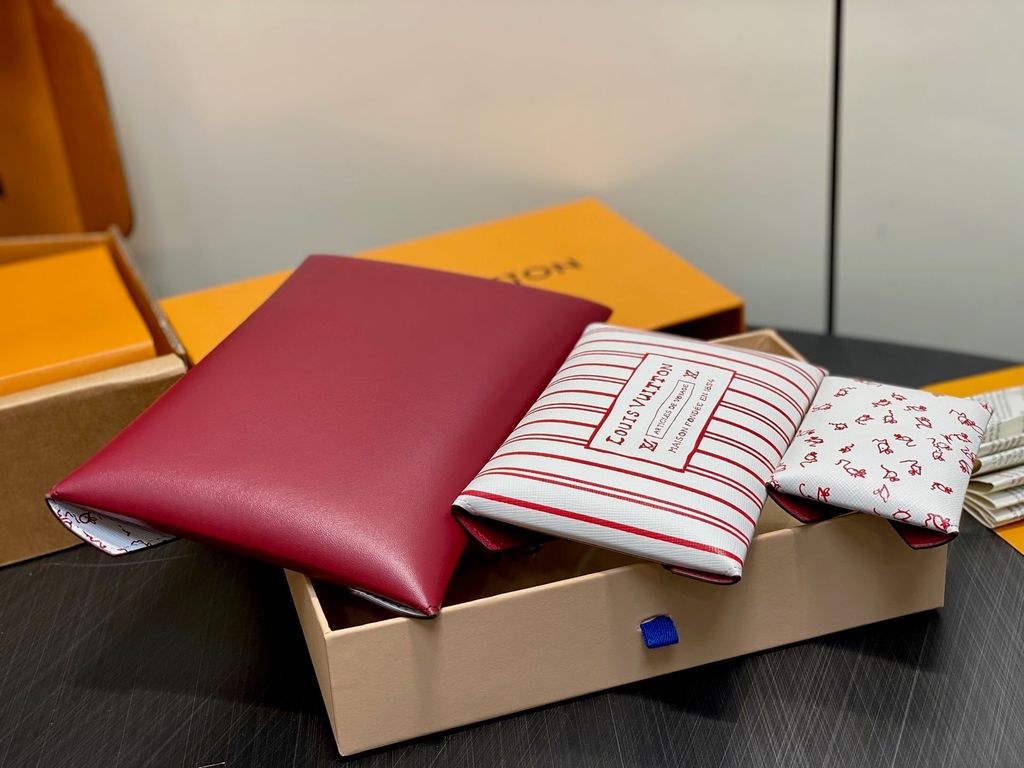 BỘ TÚI CẦM TAY NAM NỮ L V KIRIGAMI HỌA TIẾT MÈO GRACE CODDINGTON – FUL ...