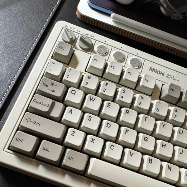 Bàn phím cơ 8BitDo Retro Mechanical Keyboard - M Edition – nShop - Game ...