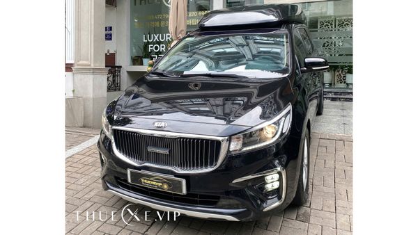 KIA Sedona ROYAL VIP car rental in HCM City - thuexe.vip