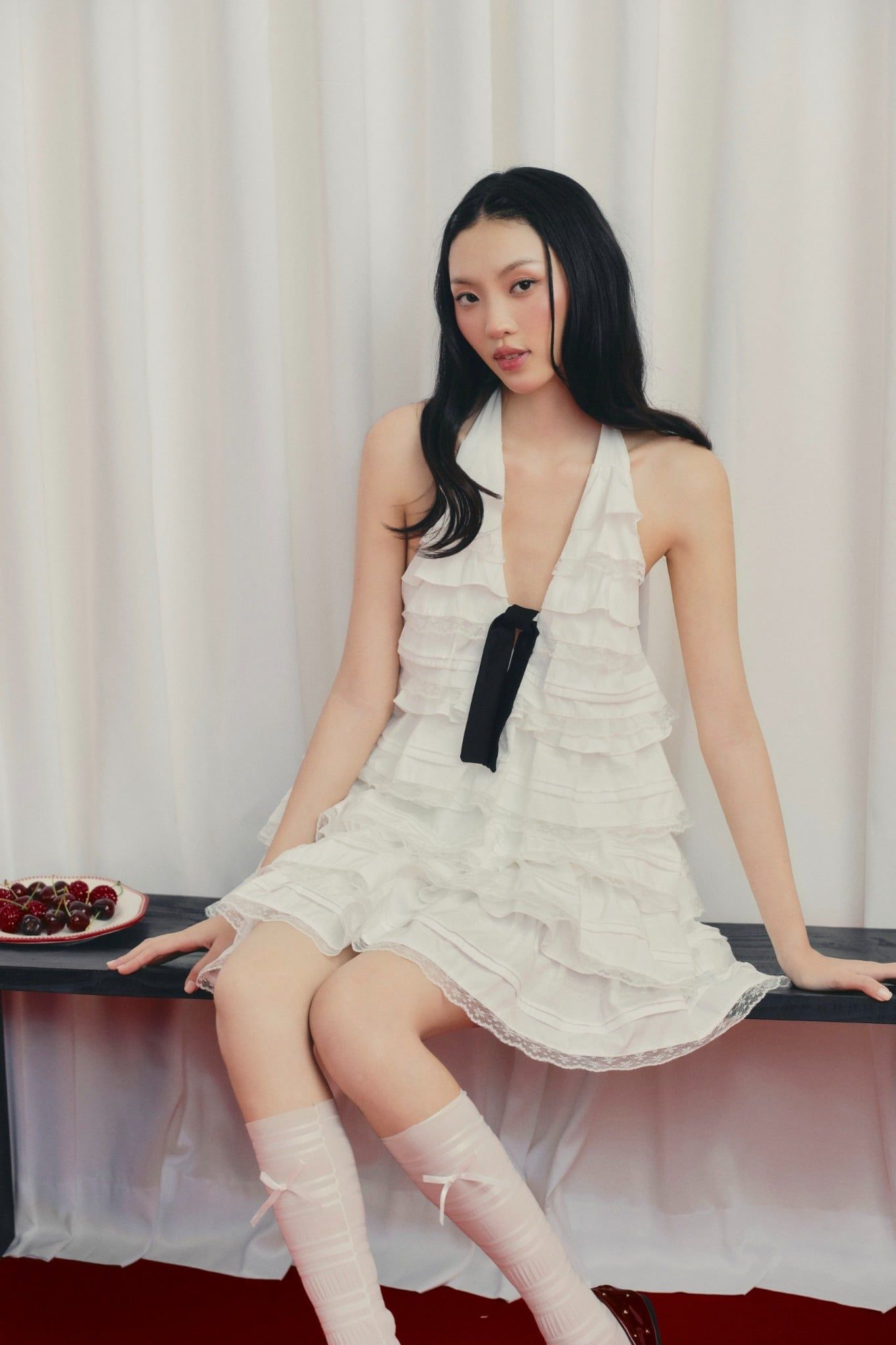 Váy tiệc cổ yếm White Cotton Halter Tiered Mini Dress – OLV.VN