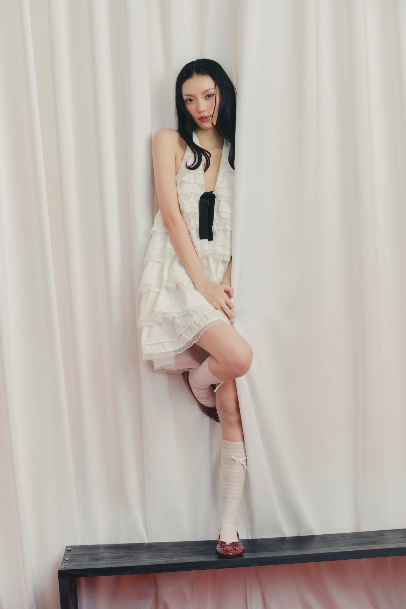 Váy tiệc cổ yếm White Cotton Halter Tiered Mini Dress – OLV.VN