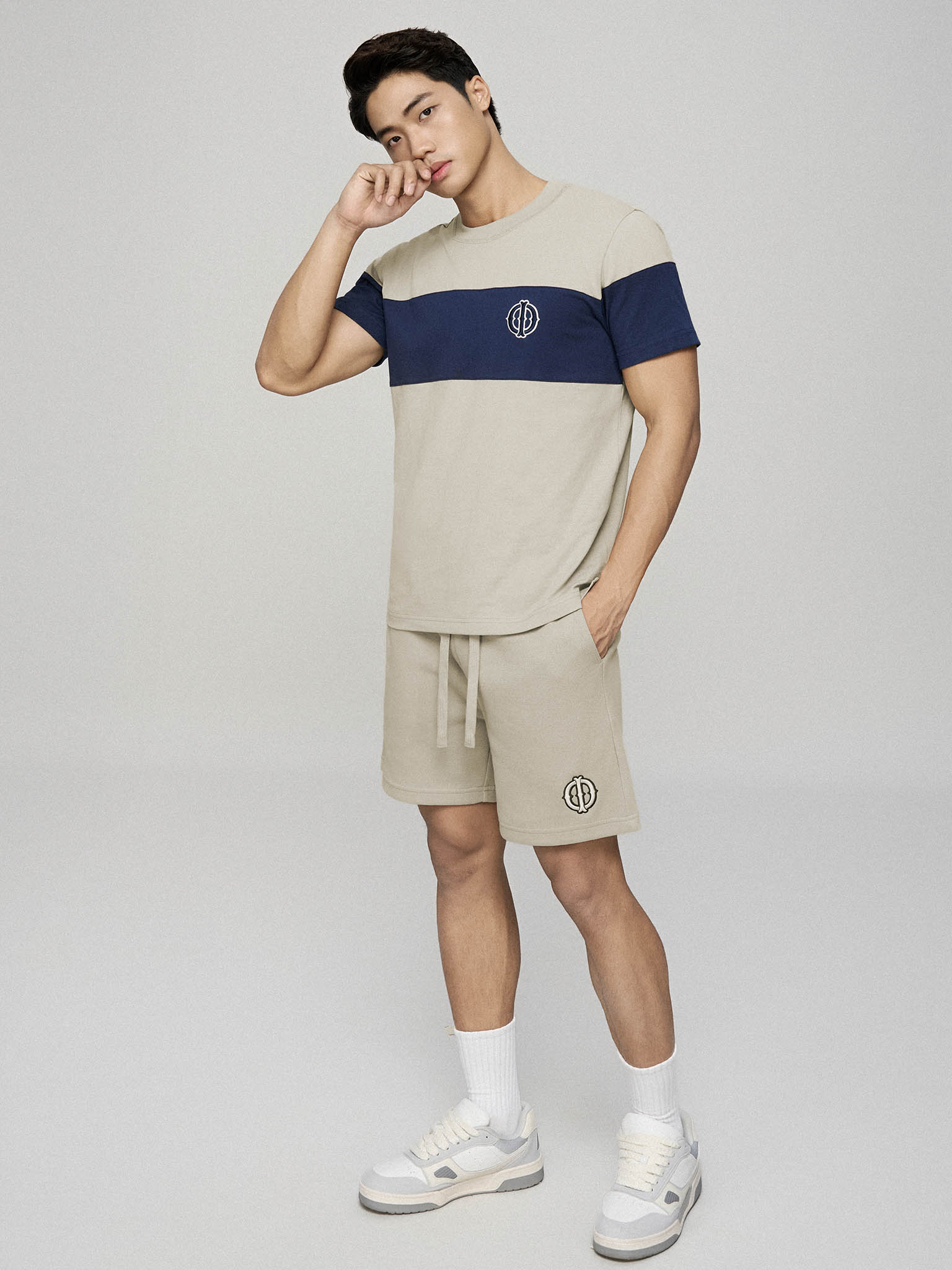 Set Đồ Ngắn Nam Embroidery IO Form regular