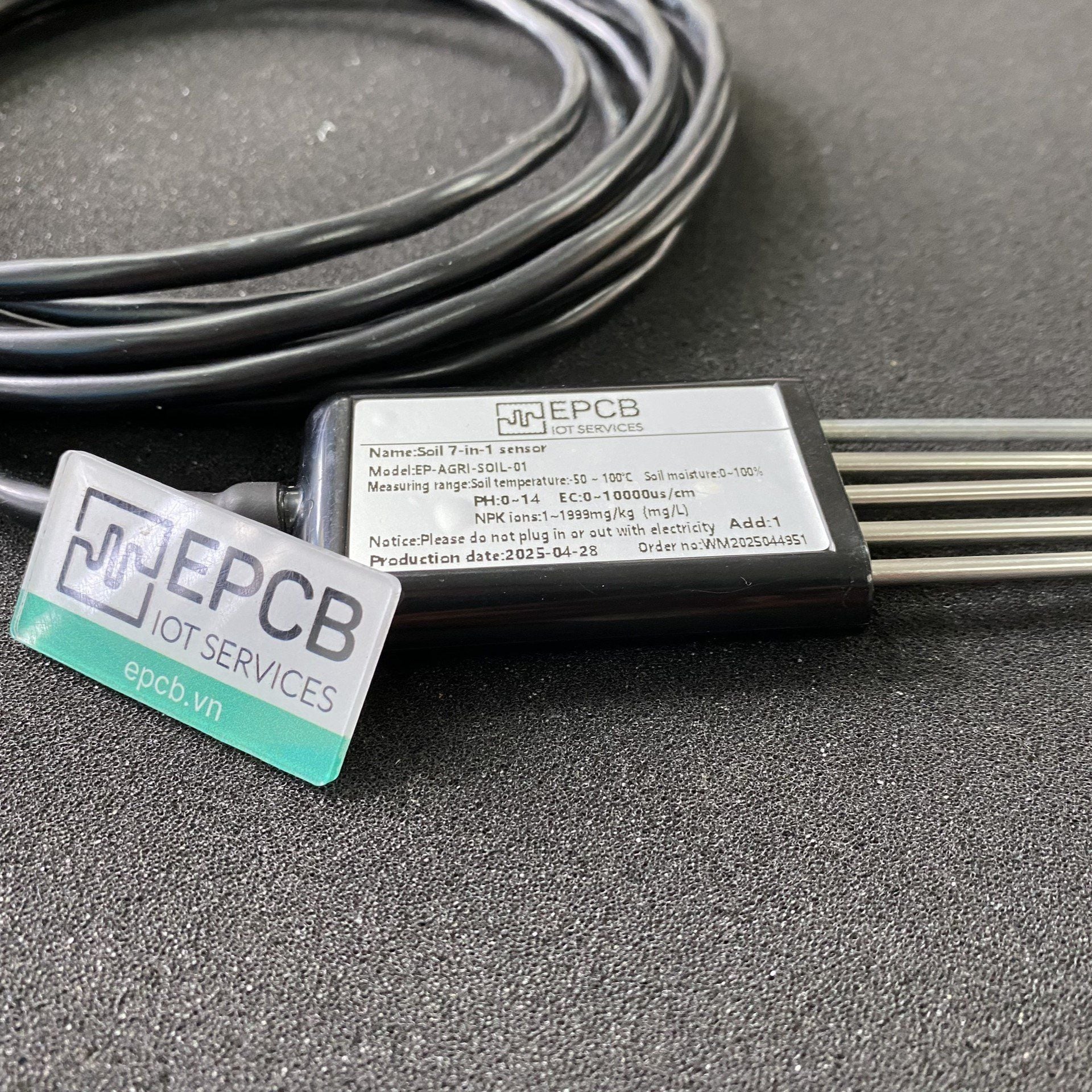 Cảm biến đất 7 trong 1 EP-ENV-SOIL-01 (RS485 Modbus RTU)