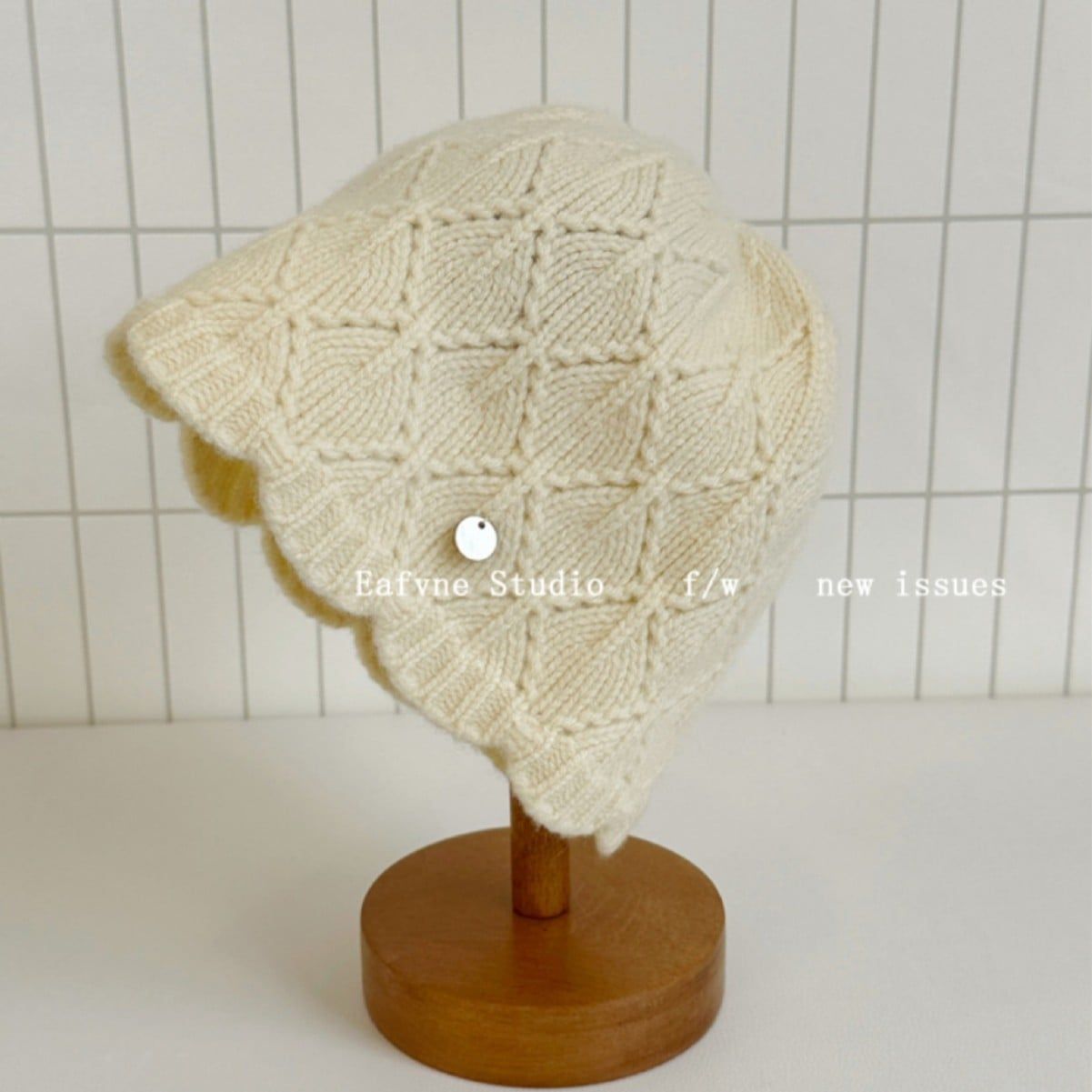 Mũ Len Bucket – A Little Leaf