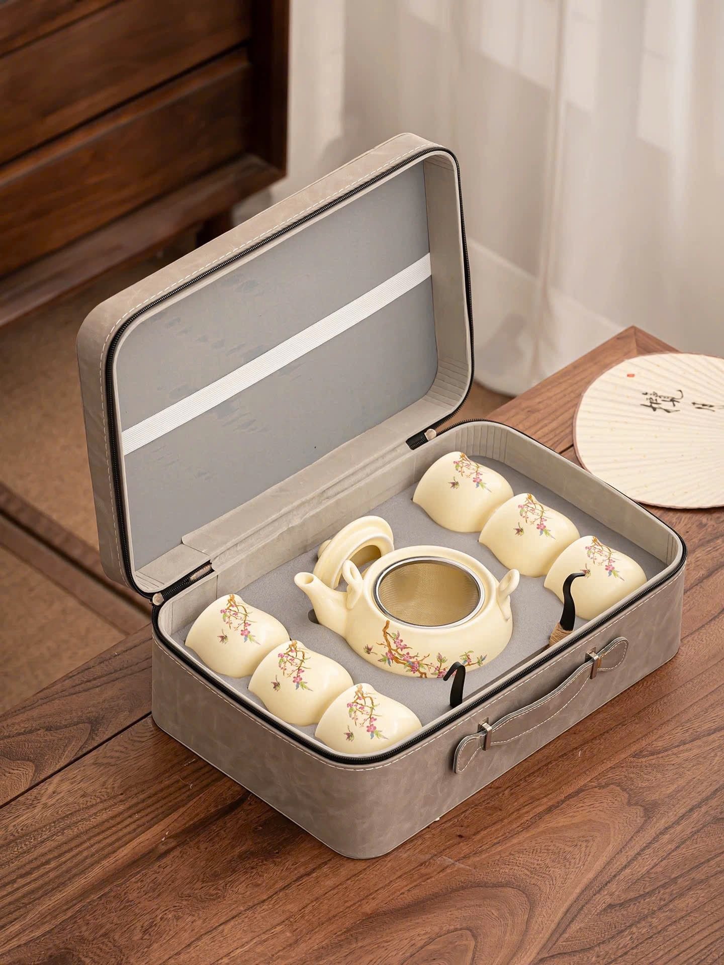 Bộ Ấm Trà Lộc Đào Xuân – A Little Leaf