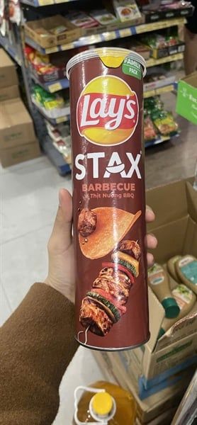 SN- BBQ Flavored Snack Tubes Lays 150g – MOONMILK - PREMIUM IMPORTED ...