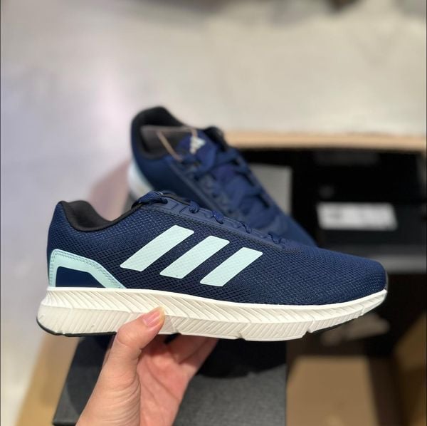 Giày chạy bộ adidas chính hãng, giá tốt, giảm đến 60%
