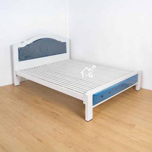 GIƯỜNG SẮT ĐƠN HỘP 5X10 ĐẦU NỆM NHUNG KHUNG TRẮNG - (GS-XDKTTP) Nội Thất Lâm Gia Phát