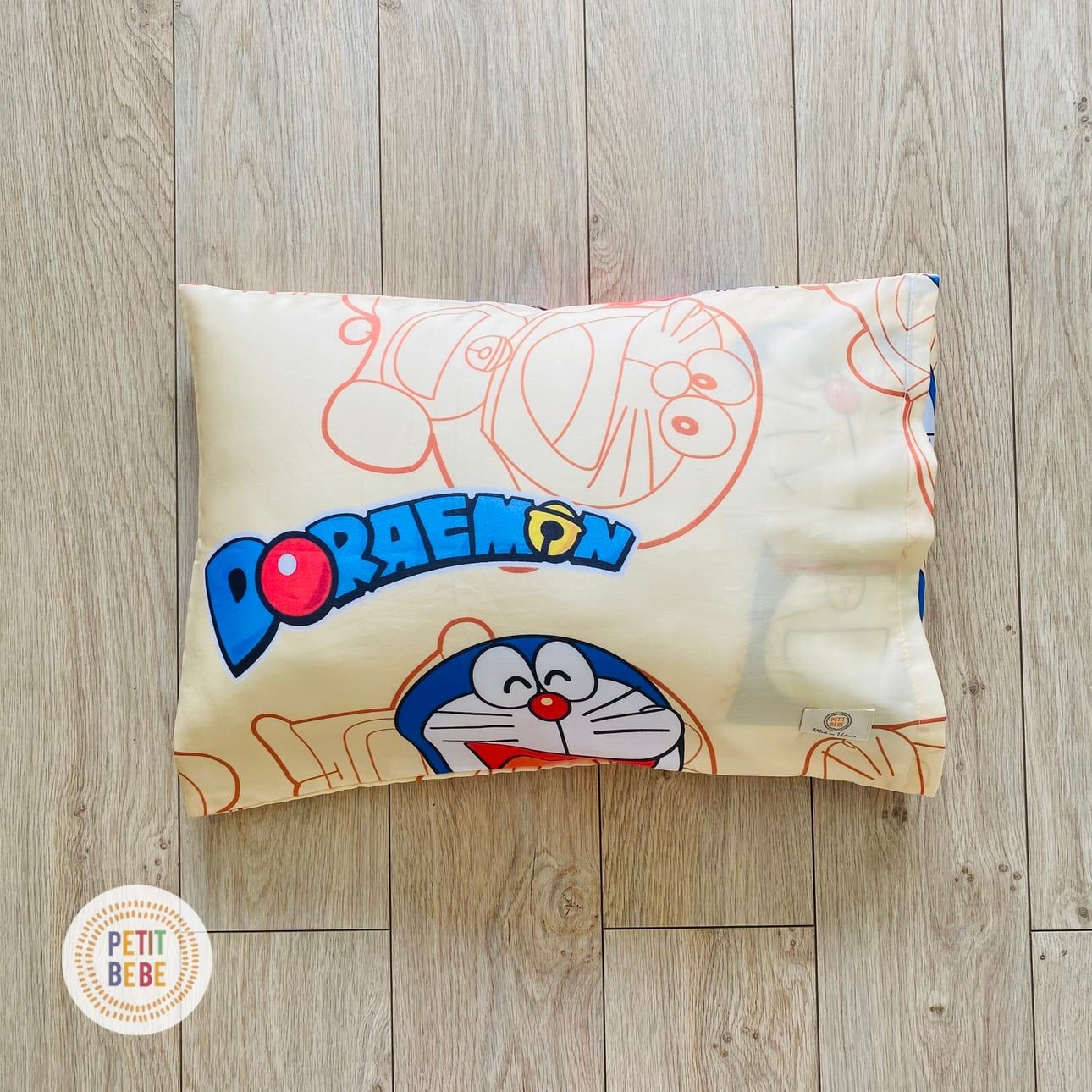 Gối nằm tencel 60s Doraemon cho bé mẫu giáo tiểu học – Petit Bebe