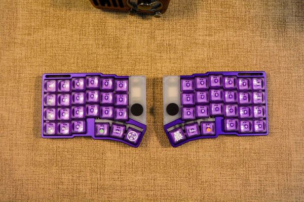 Bàn phím Cornix Prebuilt (Aurora Purple)