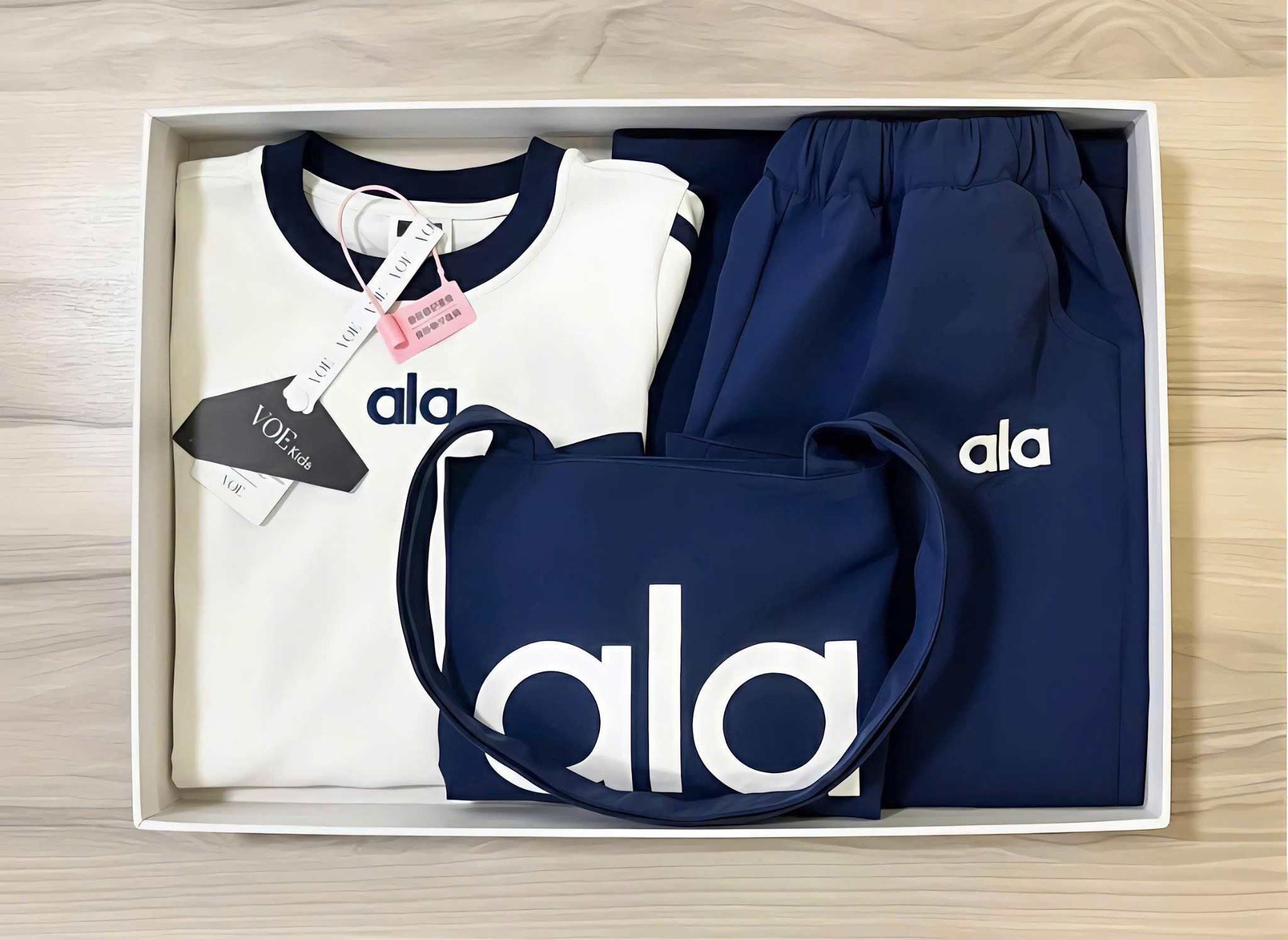 G370 SET ala XANH ÁO TRẮNG TAY DÀI + QUẦN