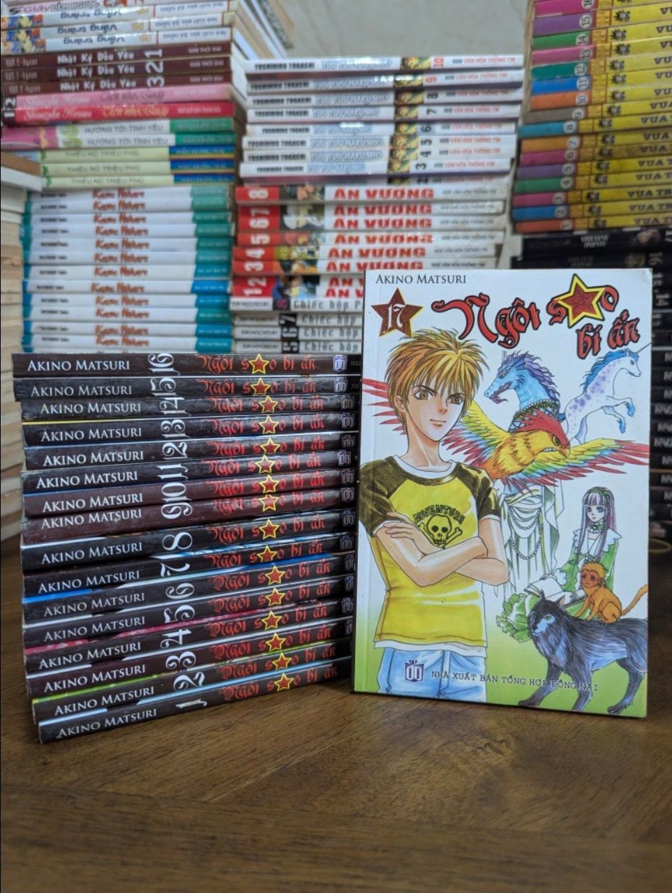 Truyện tranh Ngôi sao bí ẩn - Akino Matsuri – Momo Bookstore