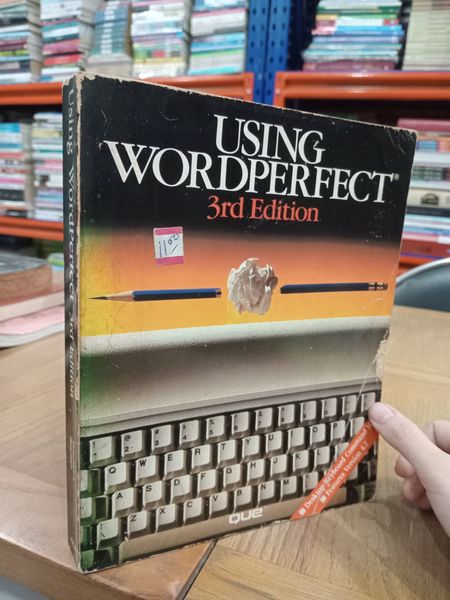 Using wordperfect - Deborah Beacham, Walton Beacham – Momo Bookstore