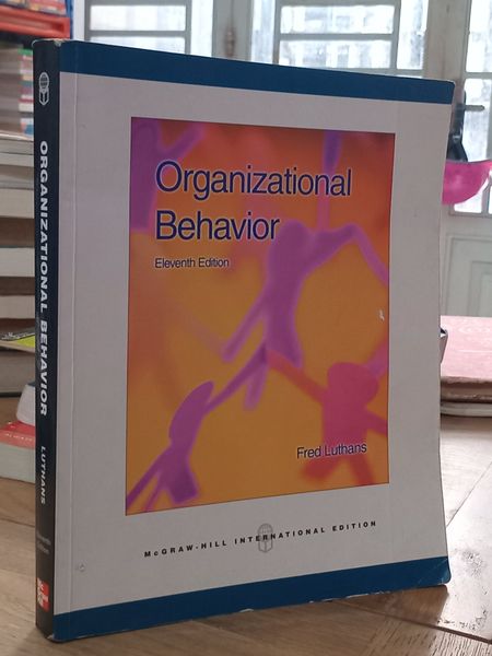 Organizational Behavior - Fred Luthans – Momo Bookstore