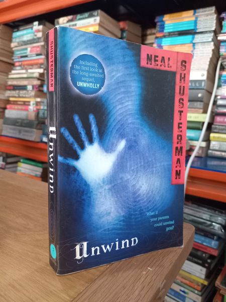 Unwind - Neal Shusterman – Momo Bookstore