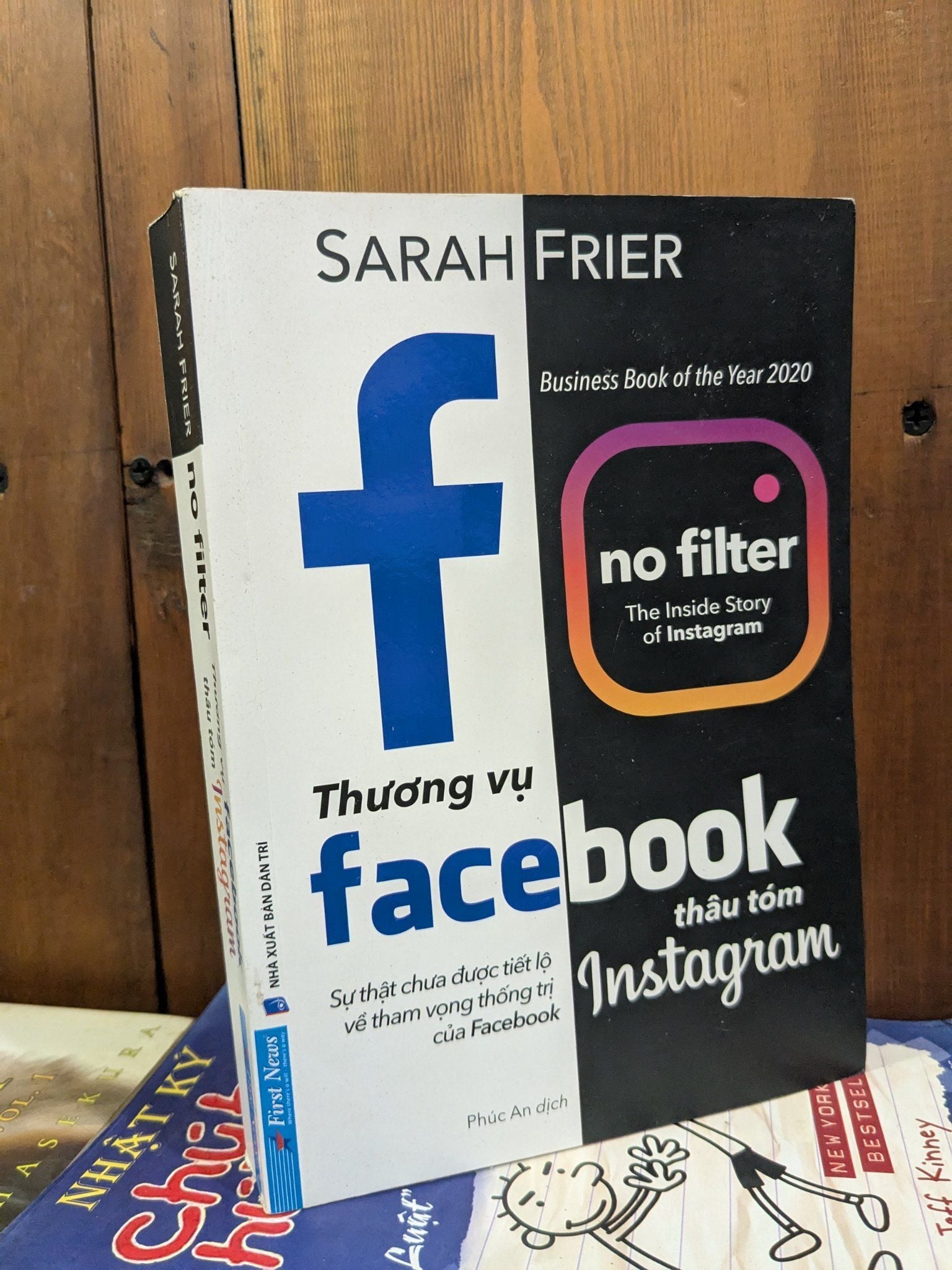 No filter - Thương vụ facebook thâu tóm Instagram - Sarah Frier – Momo Bookstore