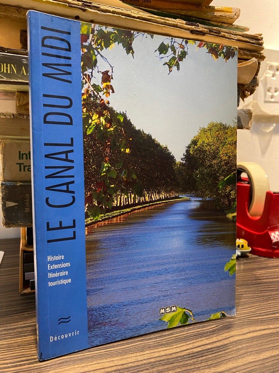 Le Canal du Midi – Momo Bookstore