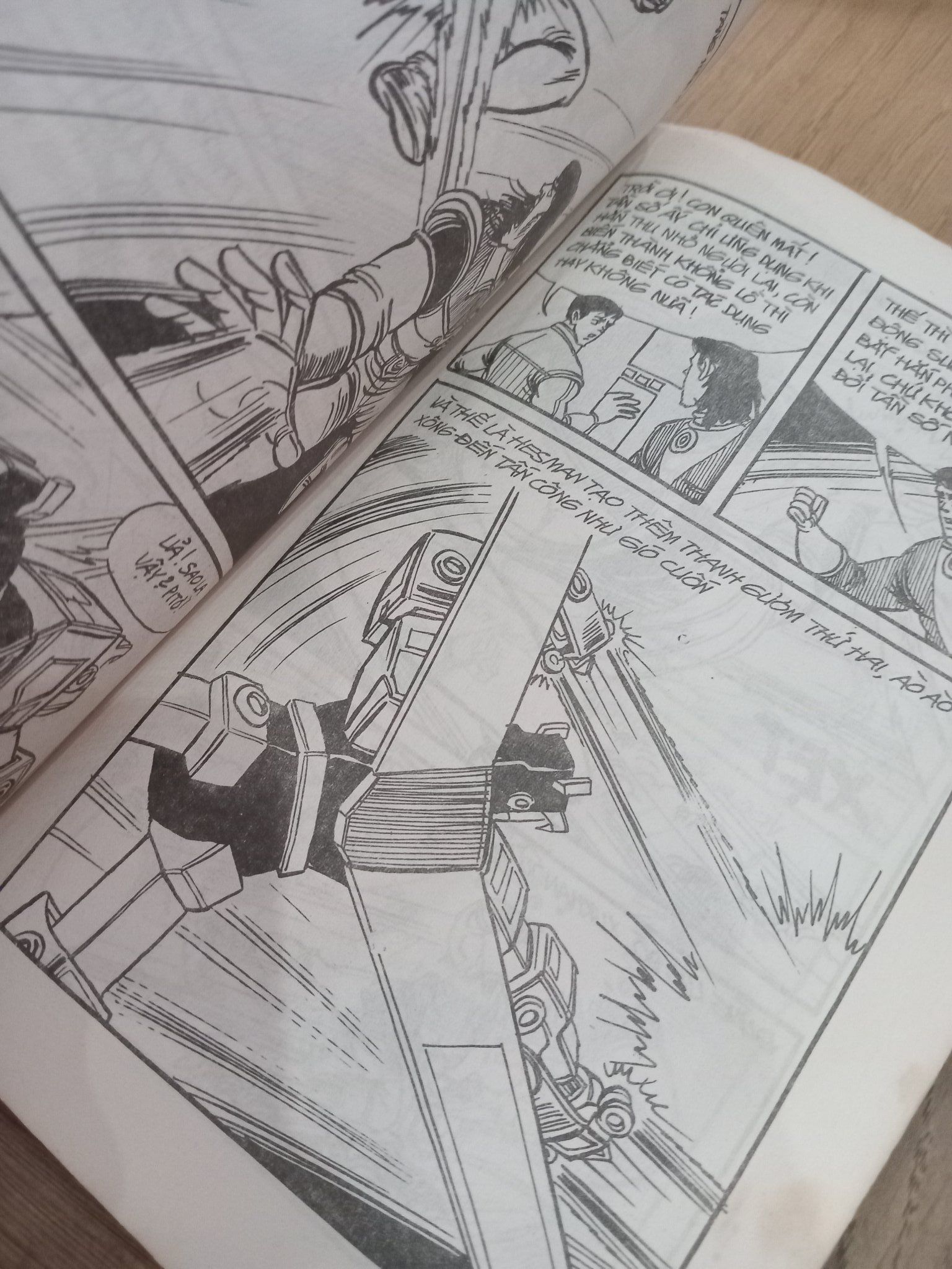 Dũng sĩ Hesman – Momo Bookstore