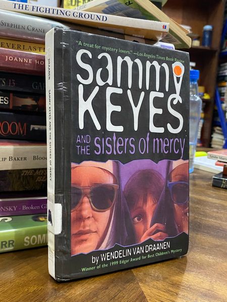 Sammy Keyes and the Sisters of Mercy - Wendelin Van Draanen – Momo ...