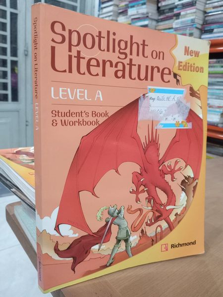 Spotlight on Literature student's book & workbook – Momo Bookstore