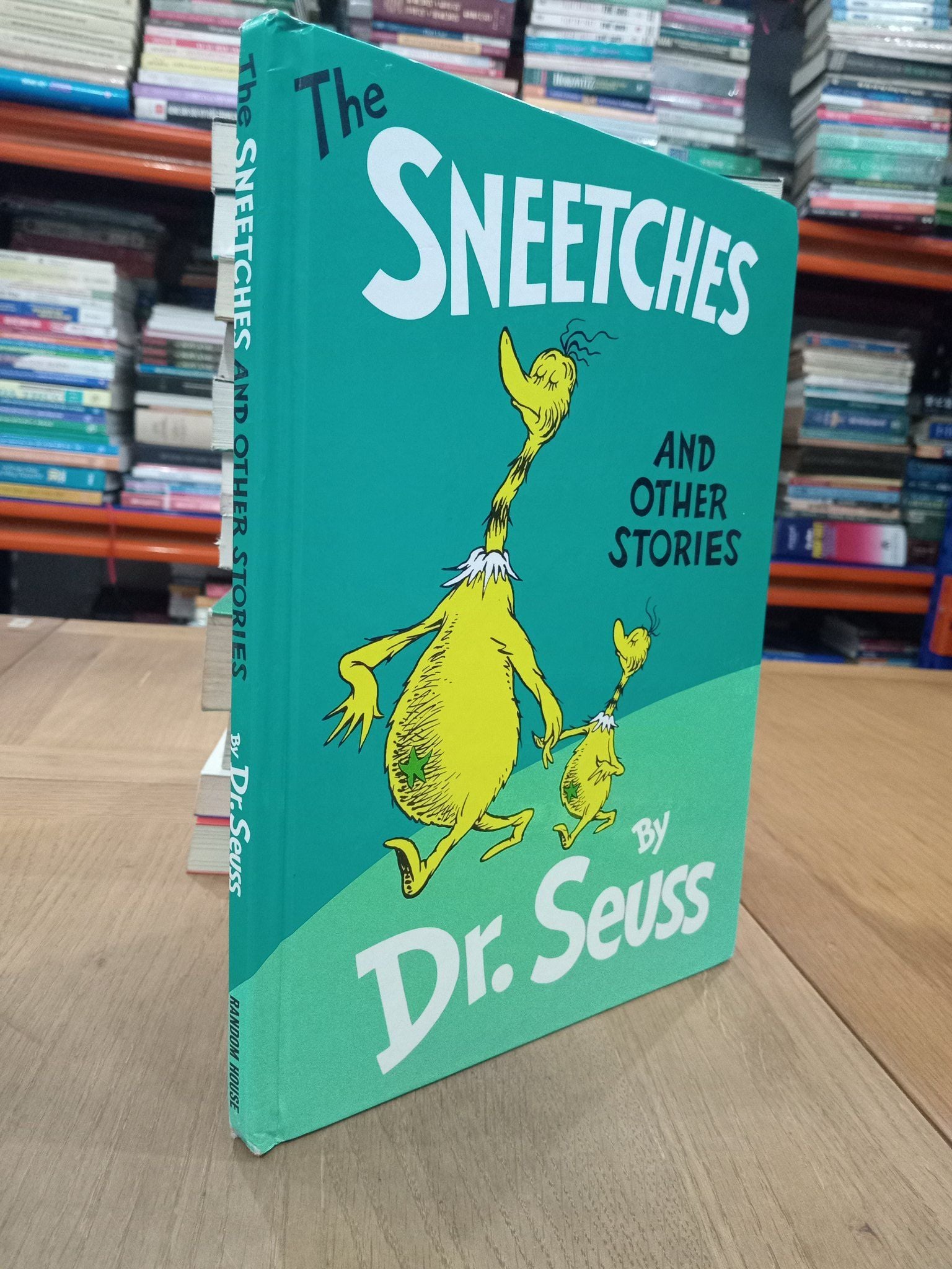 The Sneetches and other stories - Dr. Seuss – Momo Bookstore