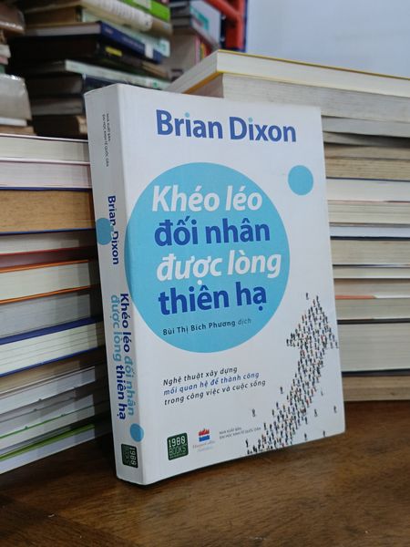 Khéo léo đối nhân, được lòng thiên hạ: Brian Dixon (Bùi Thị Bích Phươn ...