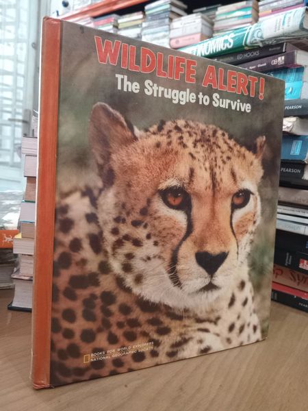 Wildlife alert! The Struggle to Survive – Momo Bookstore