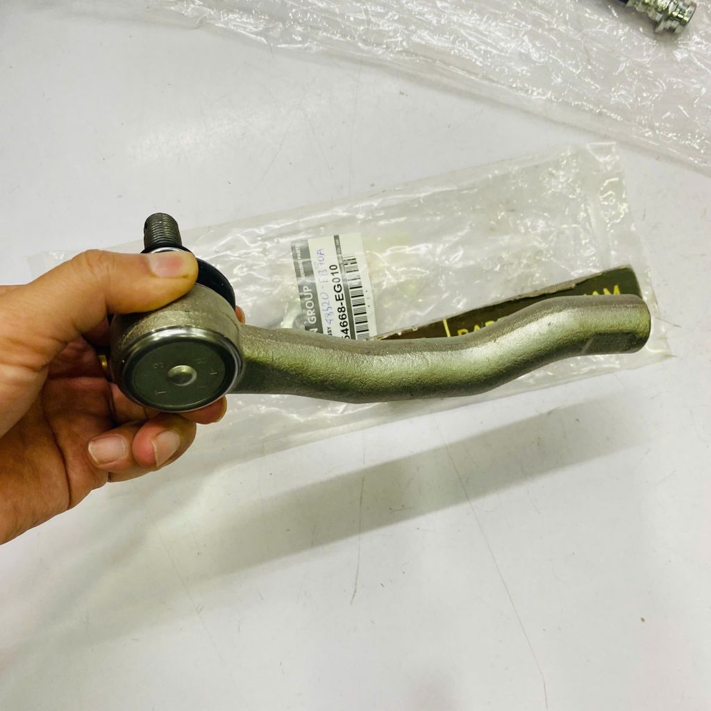Rô tuyn lái ngoài Nissan Navara 2015 - 2019. Hàng cao cấp. – Parts Viet ...