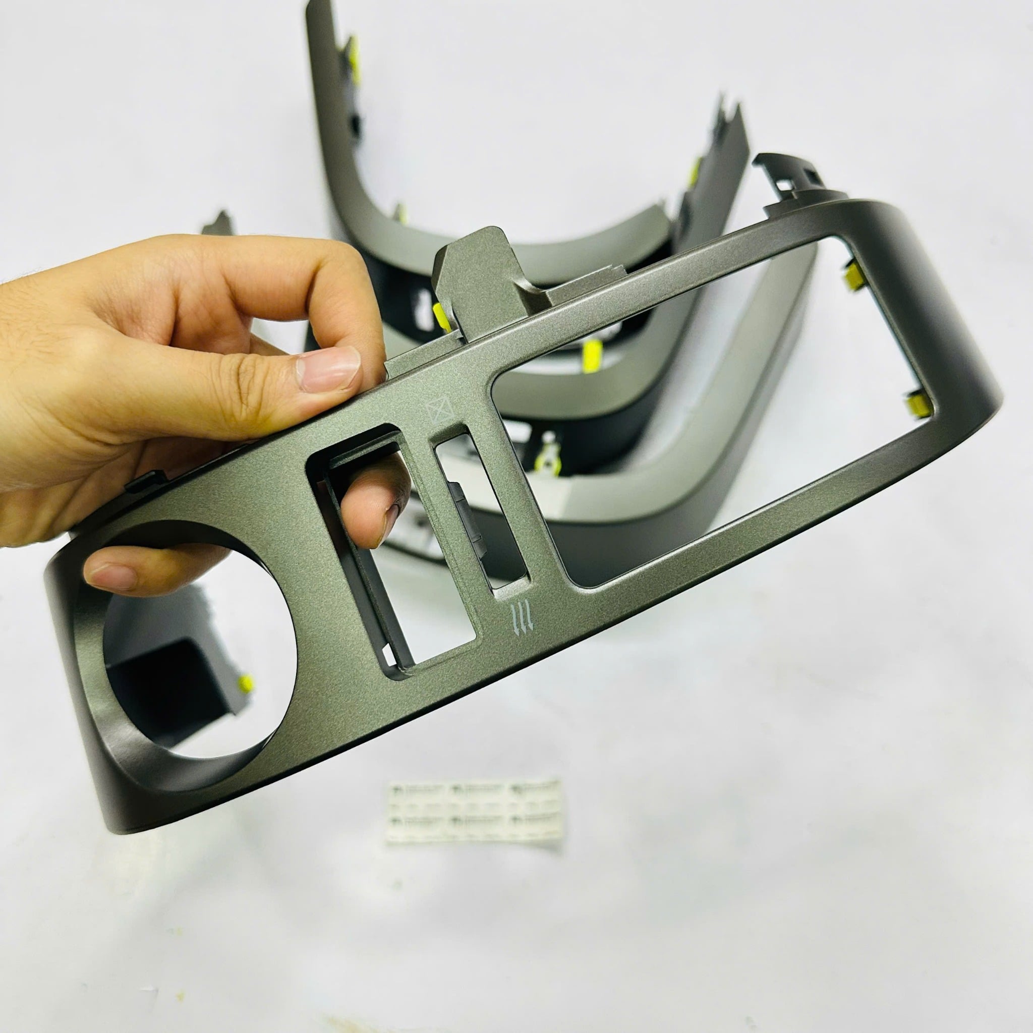Mặt dưỡng cửa gió điều hòa trung tâm (LHD) Toyota Prius – Parts Viet ...