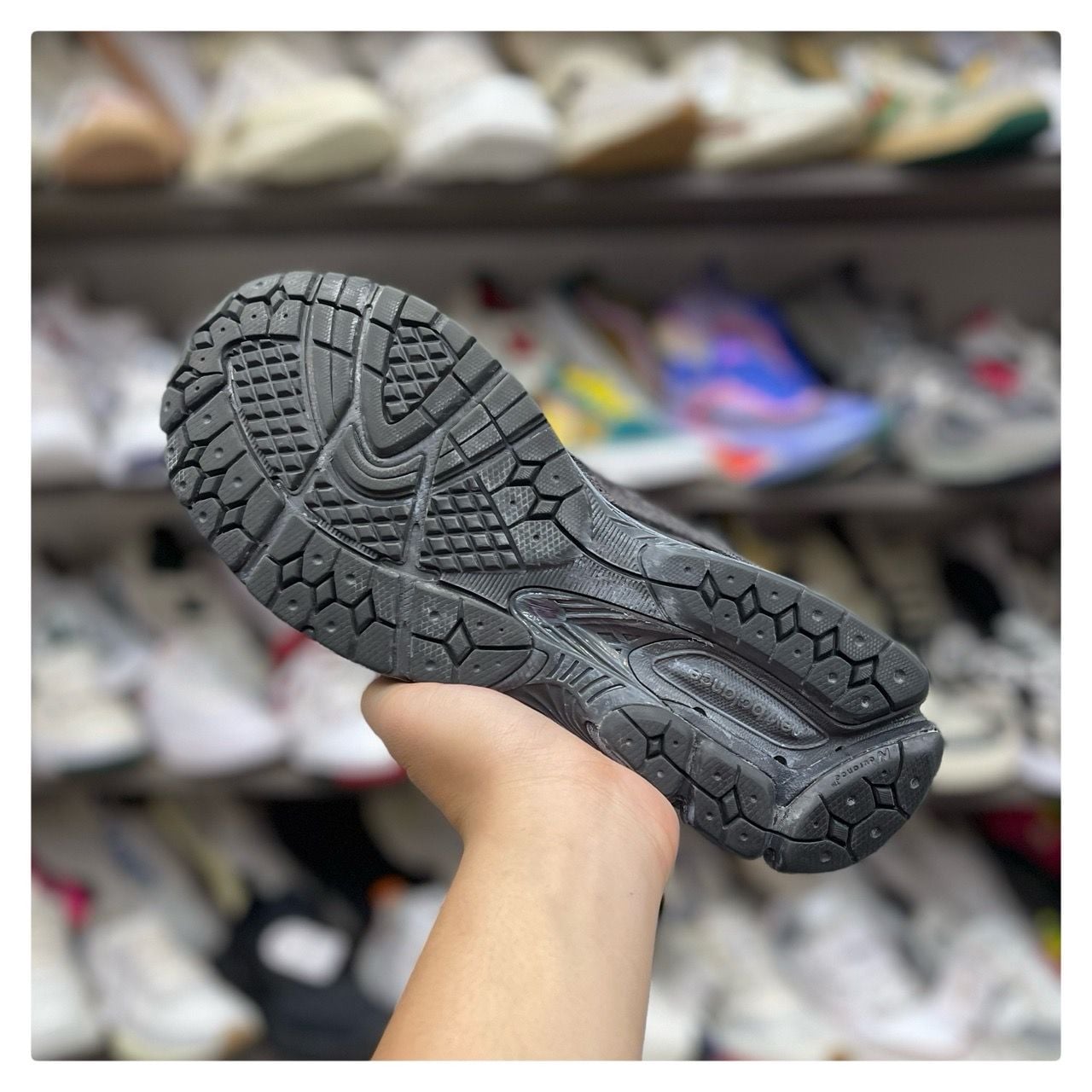 G2h New Balance 2002R 'Protection Pack - Phantom' - 45 - Giày Bám Bụi