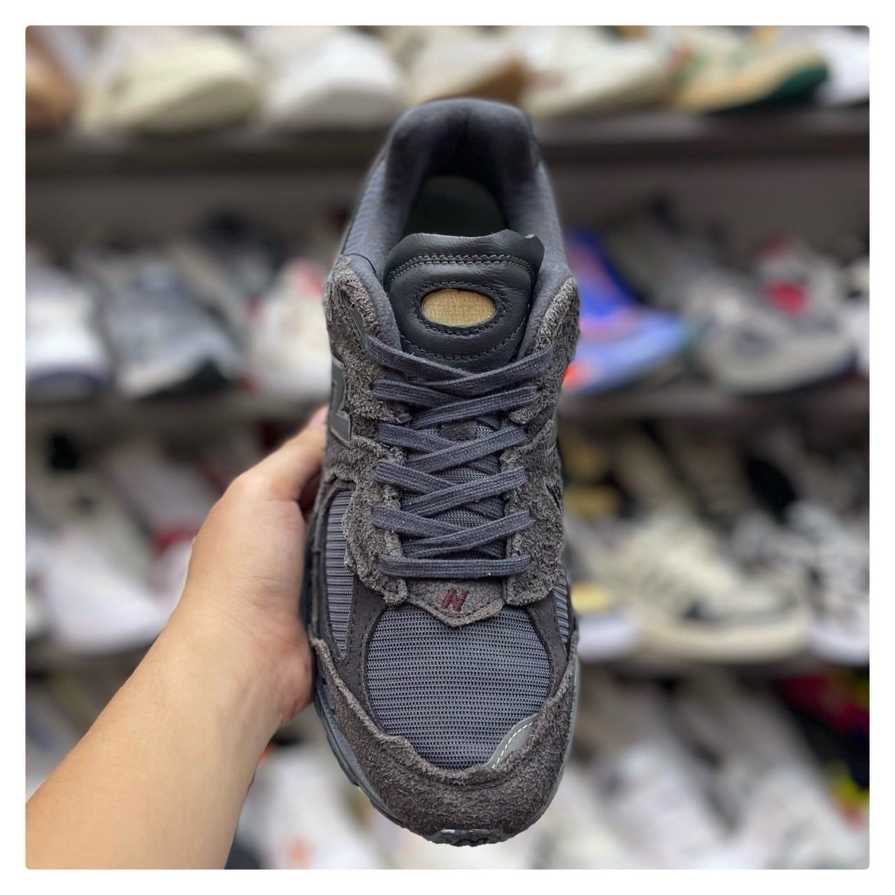 G2h New Balance 2002R 'Protection Pack - Phantom' - 45 - Giày Bám Bụi