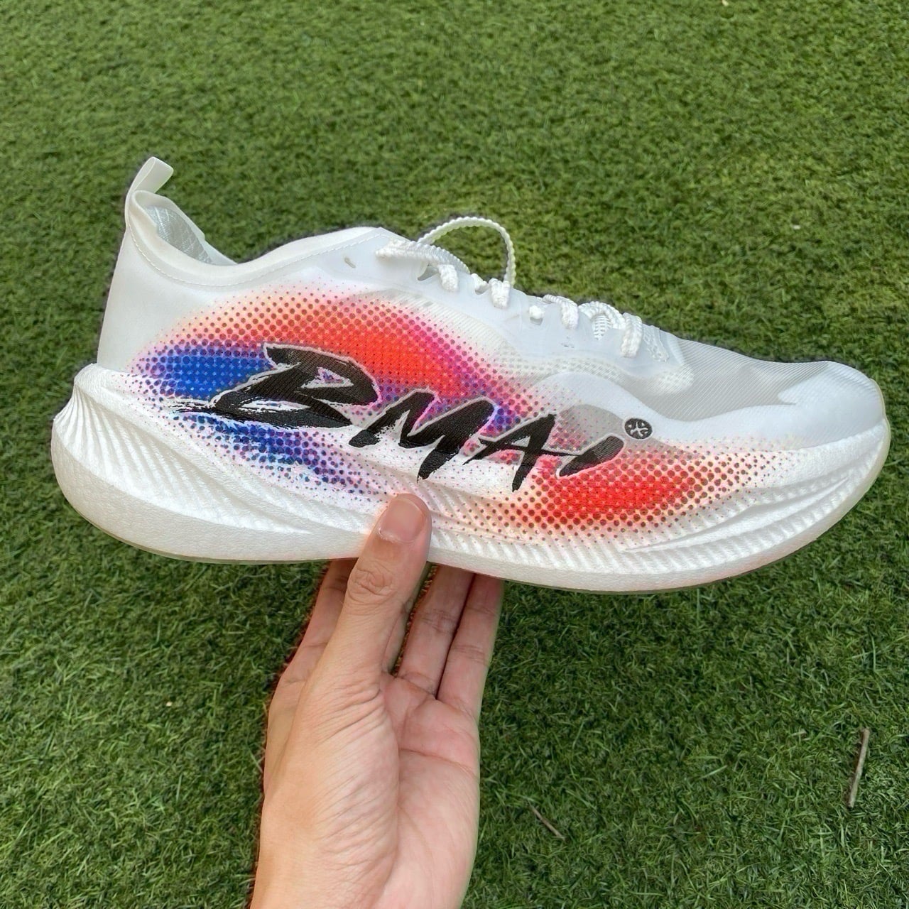 [Size 42.5 - 99%]: Bmai FLy Plus - màu trắng