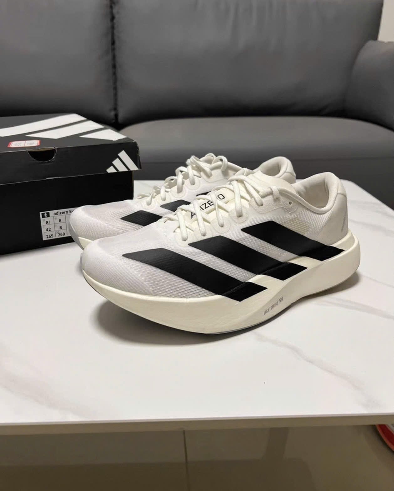 [Size 42 - 98%]: Adios Pro 4 màu trắng xanh