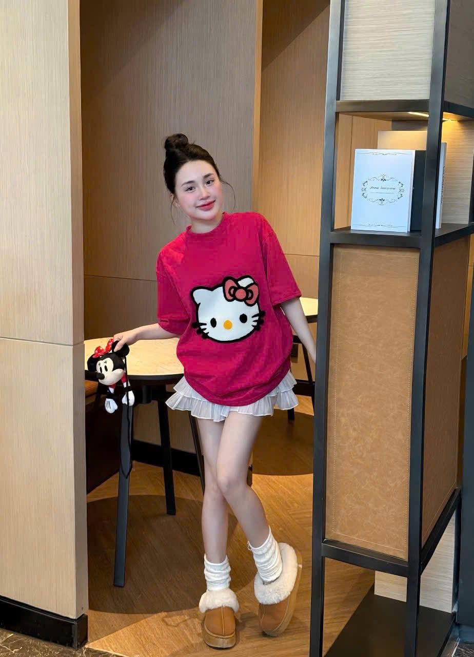 Áo thun form rộng thêu nổi HELLO KITTY - HỒNG - G46 – VyMy Store
