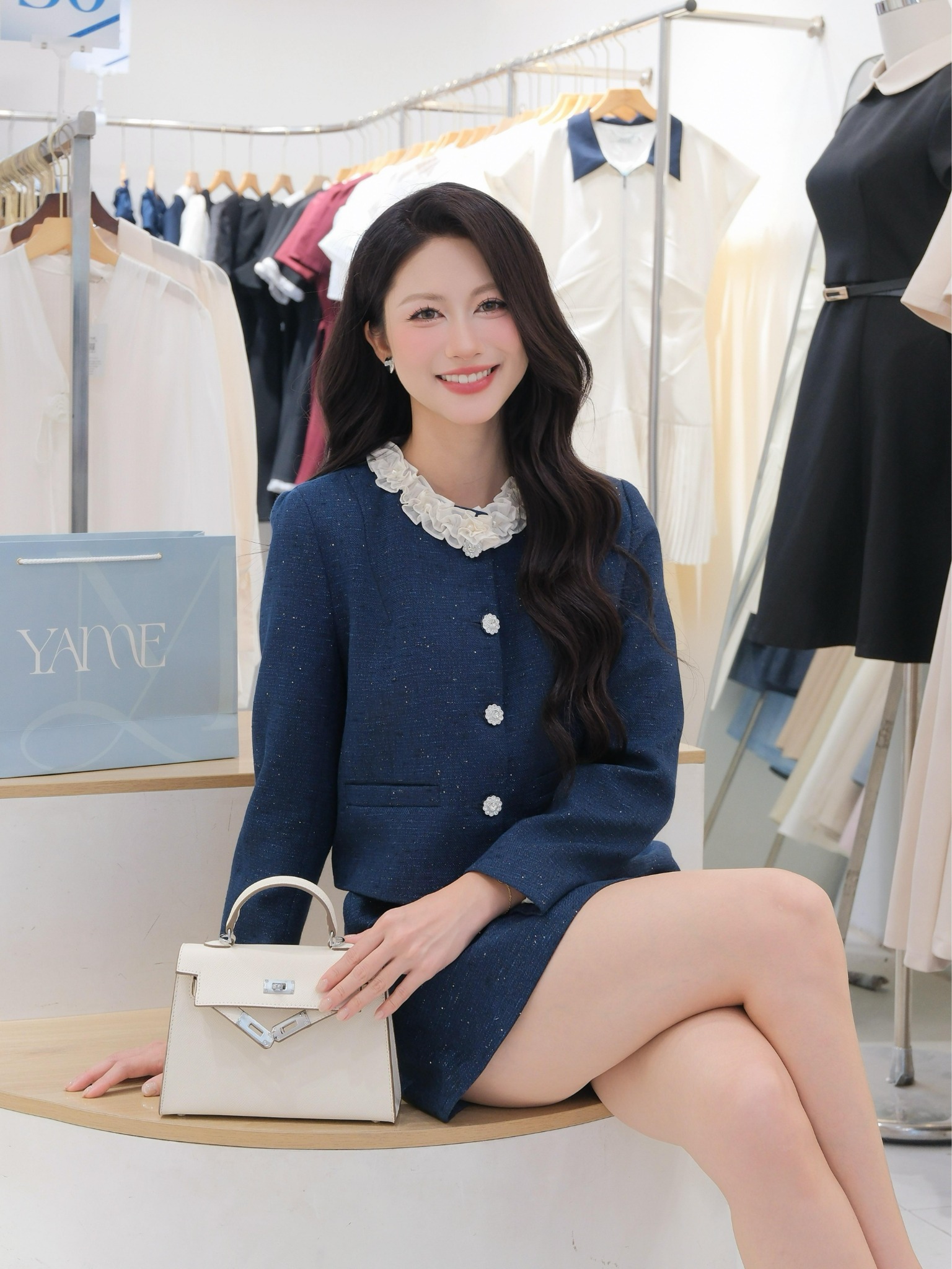 YAME - Set Dạ Tweed Nữ Nhiều Màu Dính Kim Tuyến Dáng Crop Dài Tay Cổ