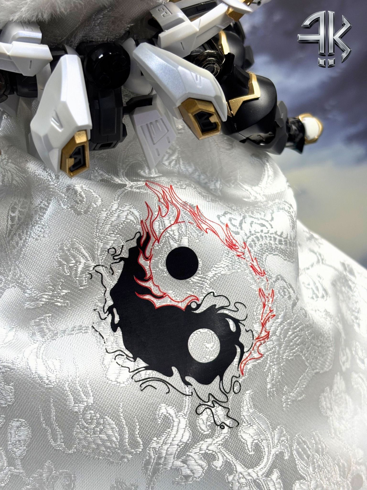 F.K. FIGURE | MÔ HÌNH TIÊU DAO TỬ CUSTOM PAINT + ÁO CHOÀNG – Fkfigure.vn