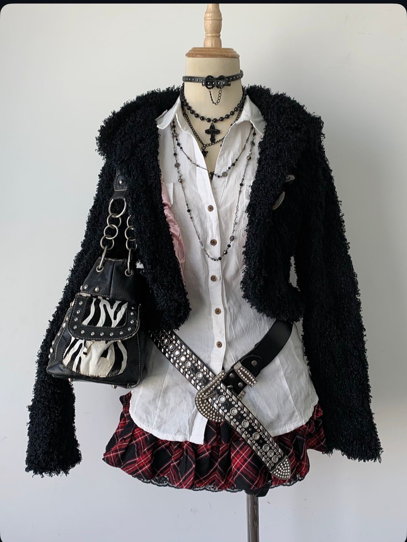 Metal outfit – metal1111